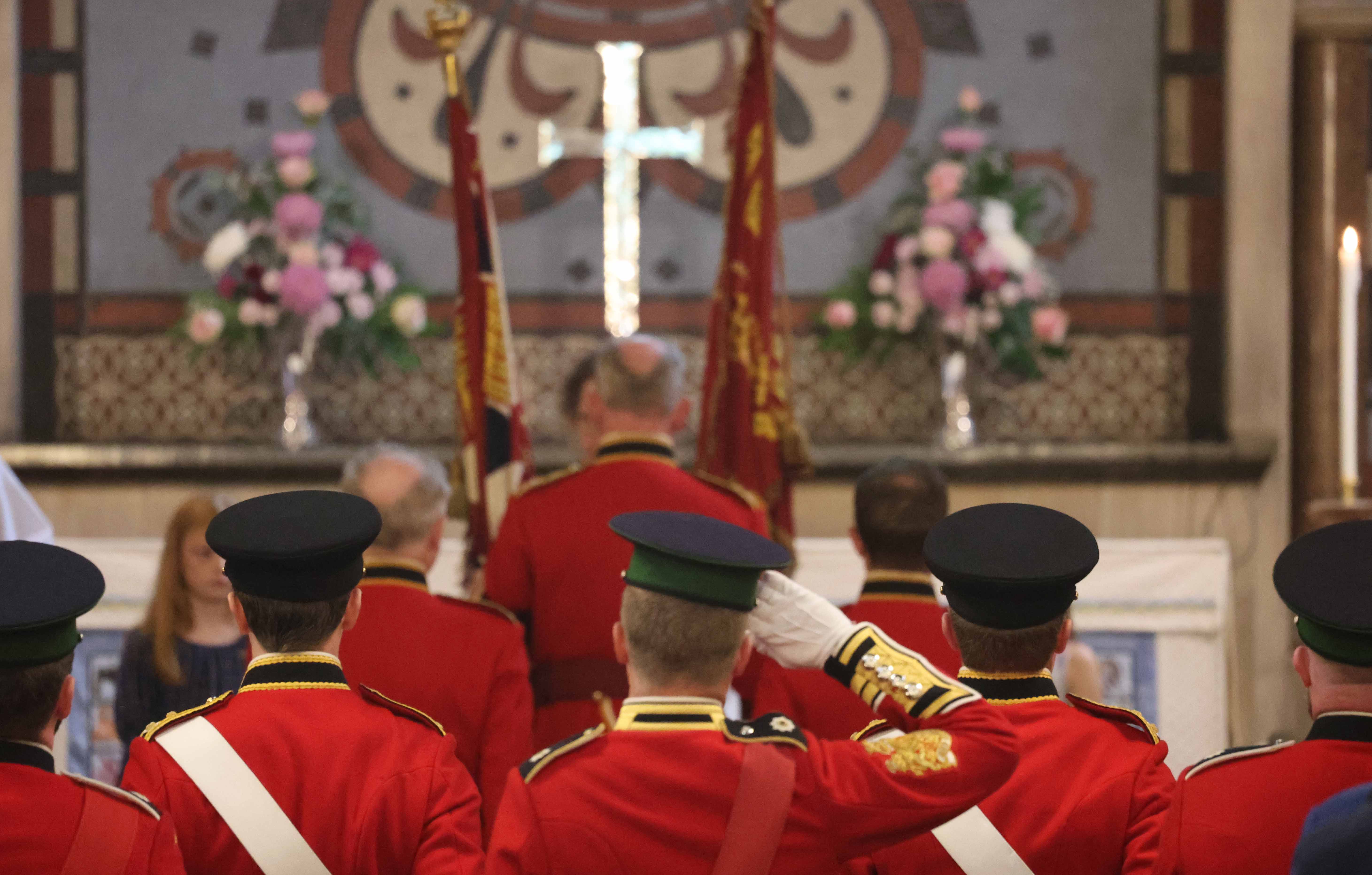 Irish Guards lay up Colours in St Mark’s, Dundela - Church of Ireland ...