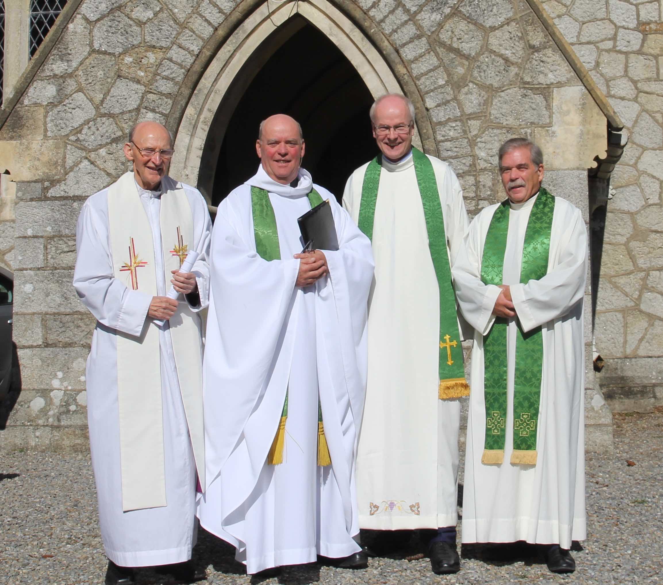 Tributes flow as Archdeacon of Glendalough retires - Church of Ireland ...