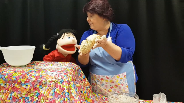 Baking buddies is back in Belfast’s Lower Shankill - Church of Ireland ...